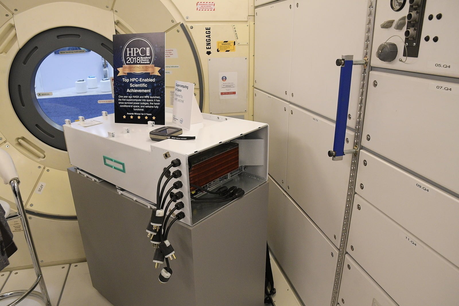 sc_18_14 – M Computers s.r.o.